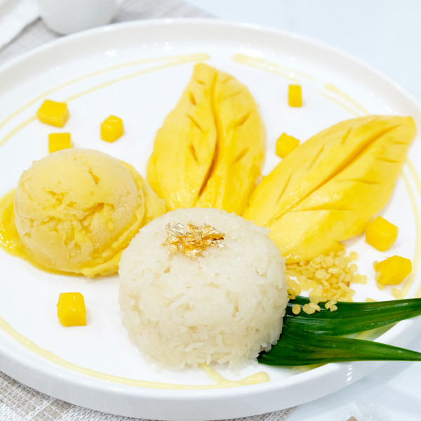 EVERYDAY Mookrata & Cafe — RIVER CITY BANGKOK